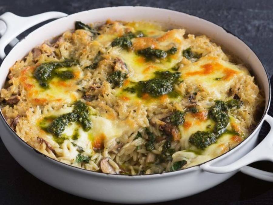 Pasta rice with fresh mozzarella